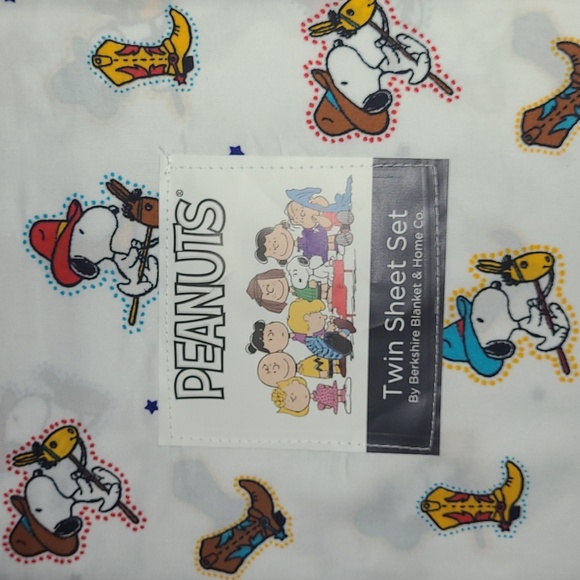 Berkshire | Other | Peanut Snoopy Western Cowboy Boots Theme Twin ...